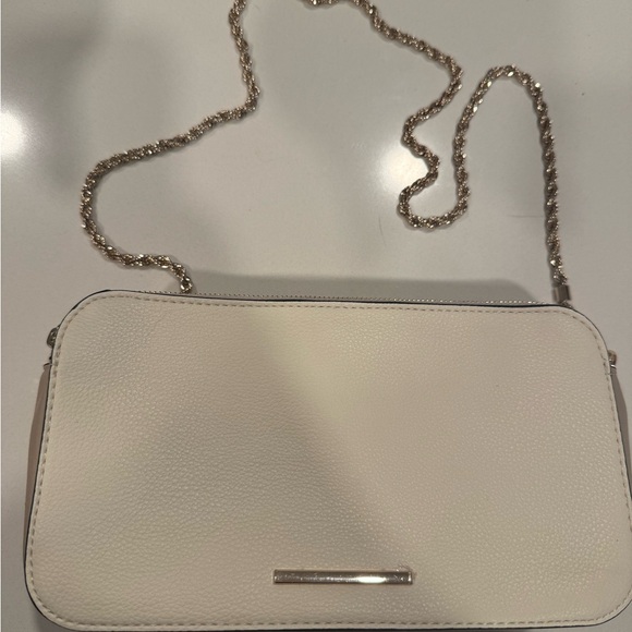41 Hawthorn | Bags | 4 Hawthorn Cream Crossbody Bag With Chain Strap ...